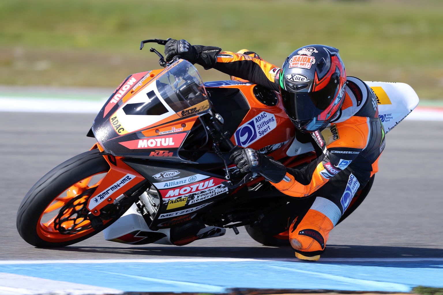 Aaron Schäfer schließt ADAC Junior Cup auf Rang drei ab – MSC Aichwald ...